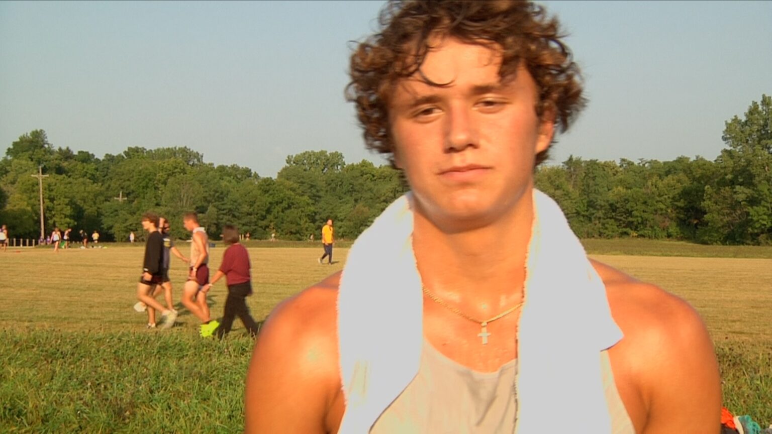 Kenya Leitch Wins Girls' Race, Will Schlegel Wins Boys' Race at ...